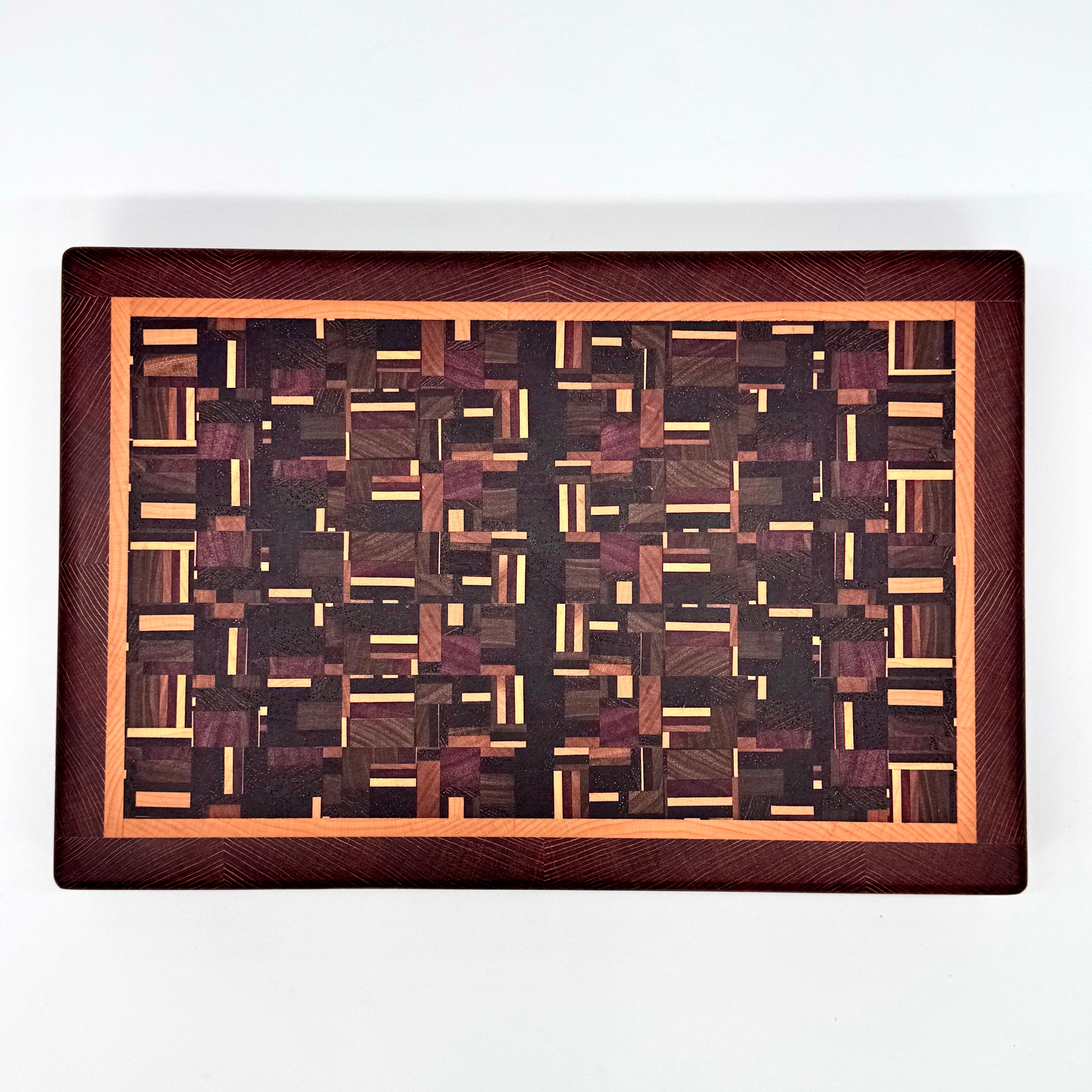Bluegrass Chaos - End Grain Cutting & Serving Board – Larson Wood Designs